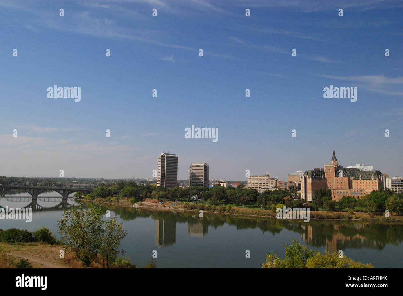 Saskatoon skyline and the south saskatchewan river hi-res stock ...