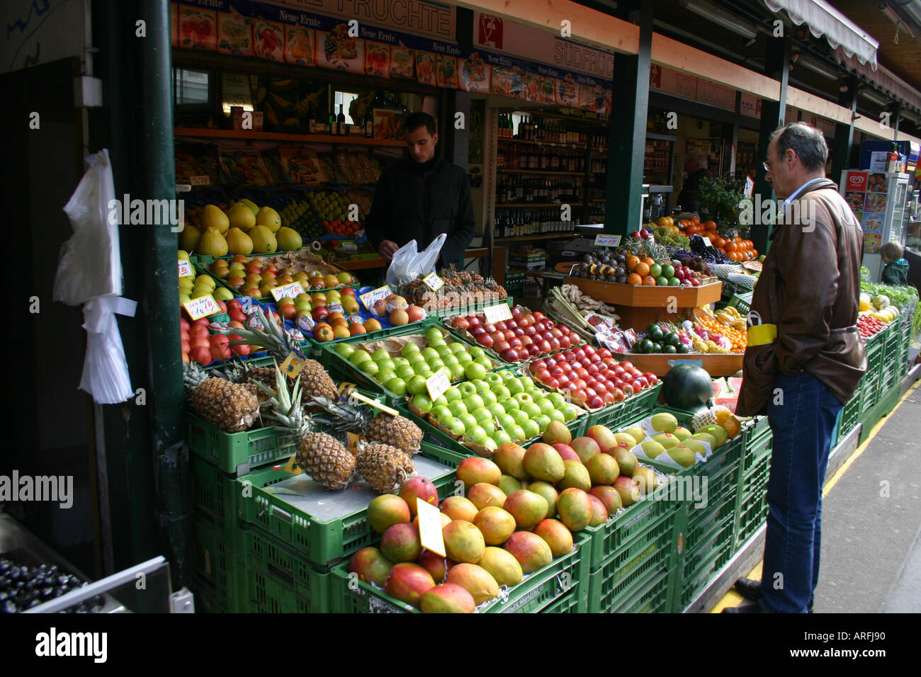 Fruit and Vegetable Market Stall, Vienna, Austria Stock Photo - Alamy