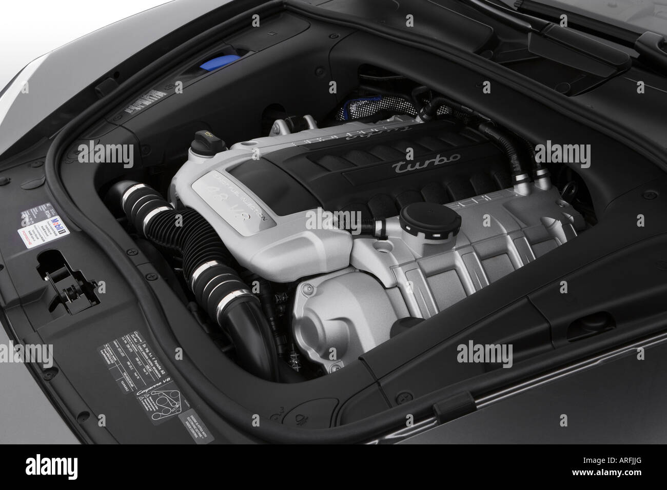 Porsche cayenne turbo hi-res stock photography and images - Alamy