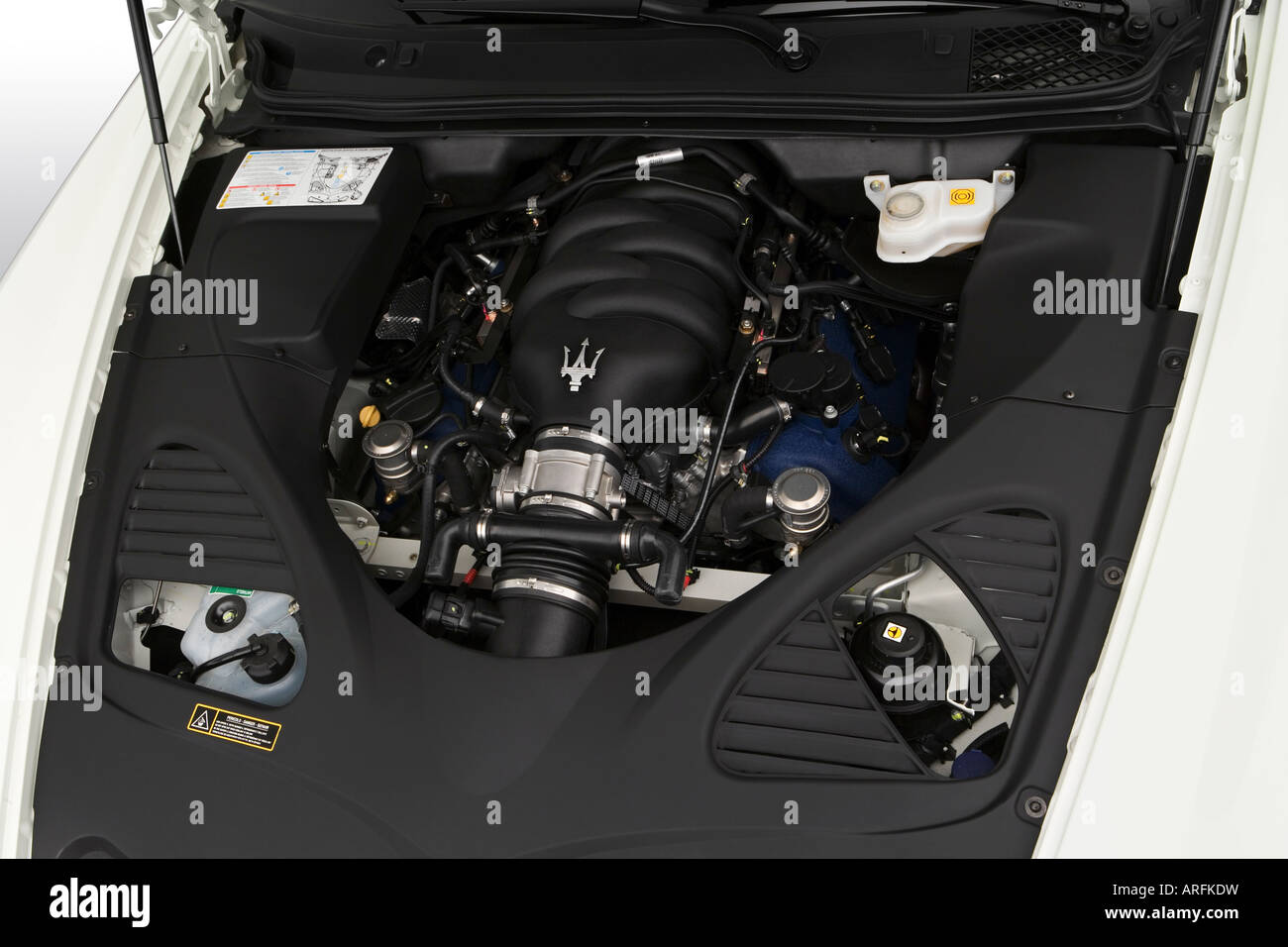 2007 Maserati Quattroporte Executive GT in White - Engine Stock Photo ...