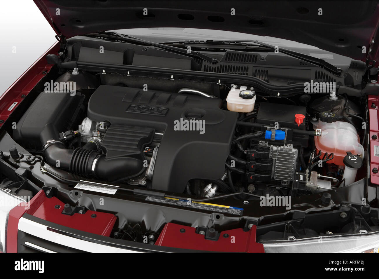 2007 Saturn Ion 3 in Red - Engine Stock Photo - Alamy