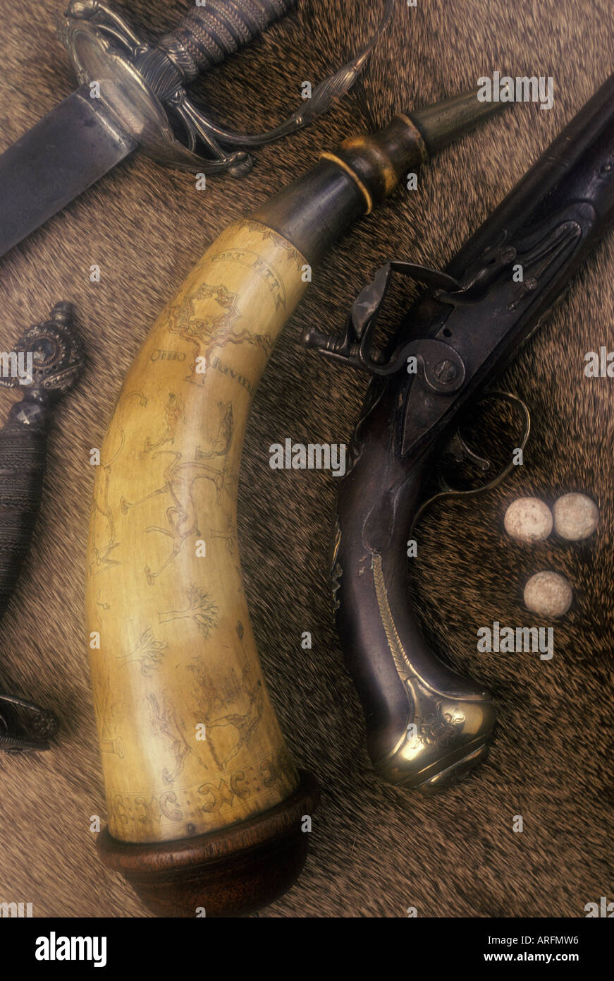 antique vintage gun pistol hand carved gunpowder horn musket ball ...