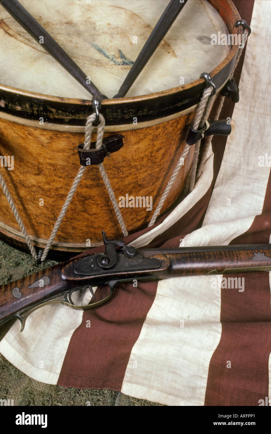 Revolutionary war drum hi-res stock photography and images - Alamy
