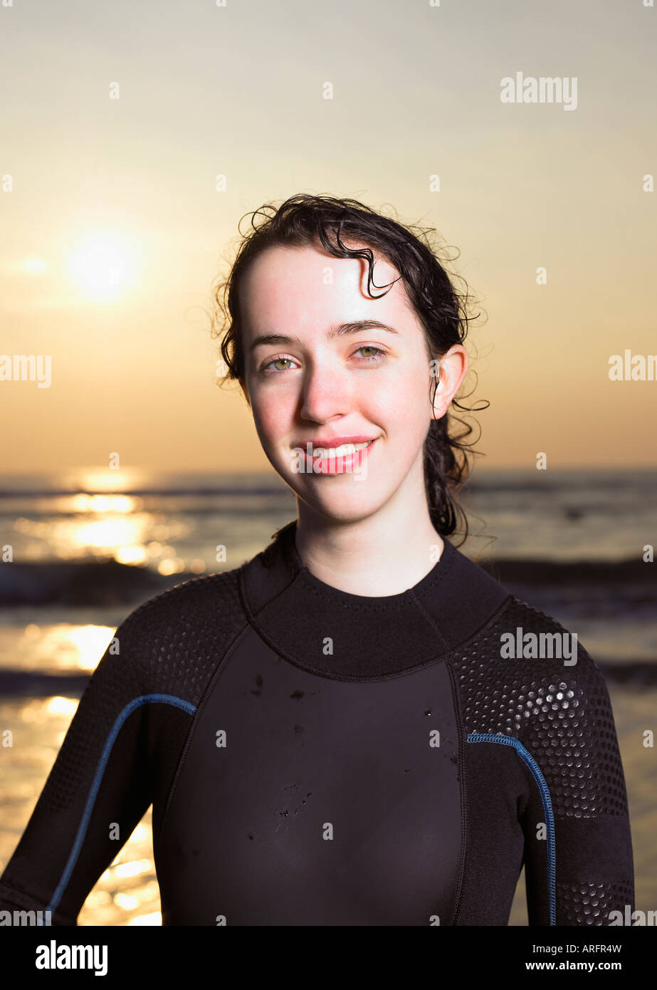 18 a female hi-res stock photography and images - Alamy