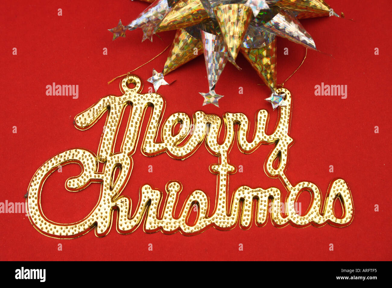 GOLD MERRY CHRISTMAS SIGN Stock Photo - Alamy