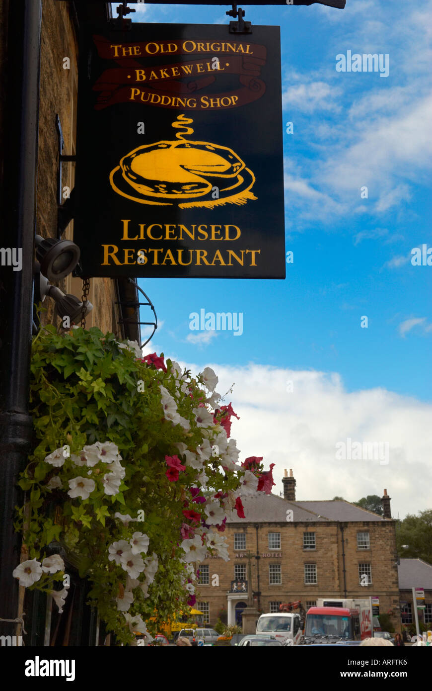 "The Old Original Bakewell Pudding Shop" sign in Bakewell,Derbyshire ...