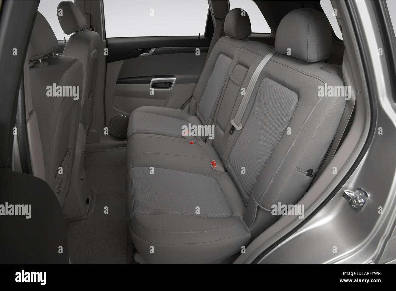 2008 Saturn VUE XR in Silver - Rear seats Stock Photo - Alamy
