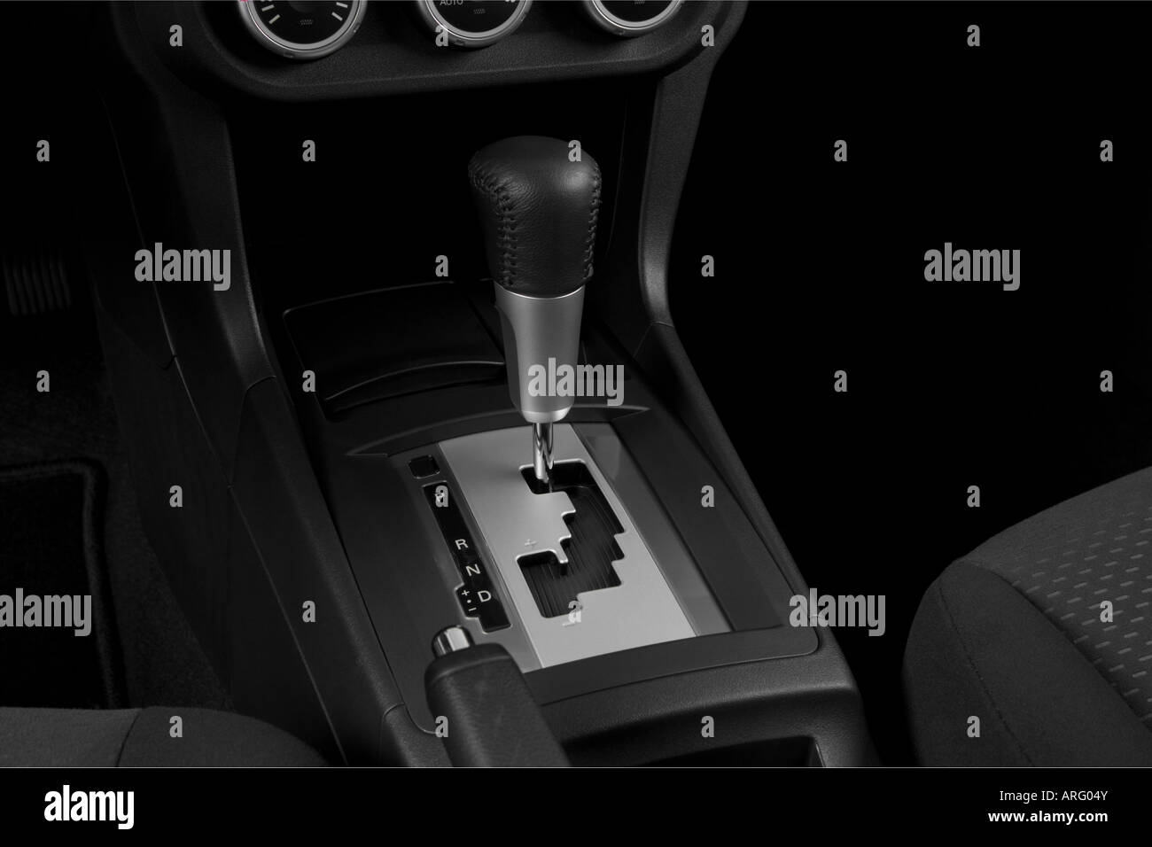 2008 Mitsubishi Lancer GTS in Black - Gear shifter/center console Stock ...