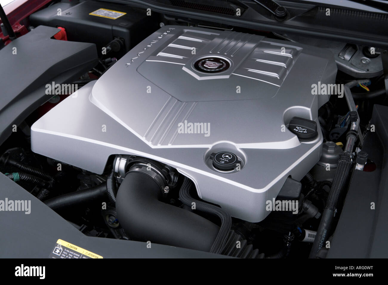 2007 Cadillac STS V6 in Red - Engine Stock Photo - Alamy