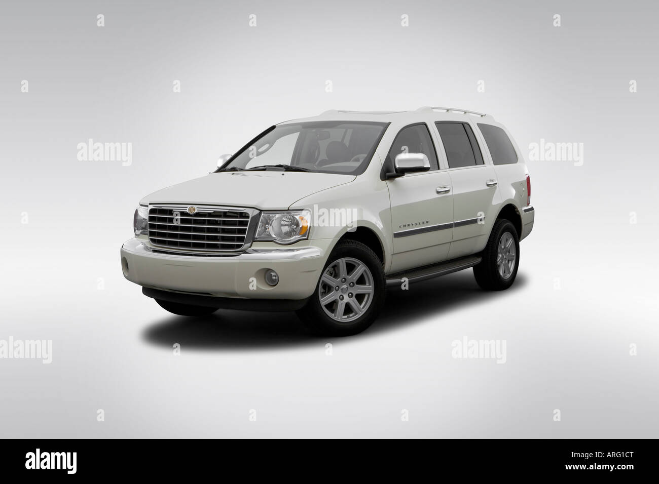 Chrysler aspen hi-res stock photography and images - Alamy