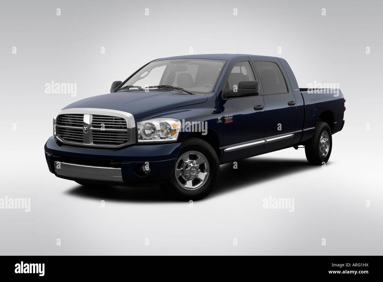 2007 Dodge Ram 2500 Laramie in Blue - Front angle view Stock Photo - Alamy