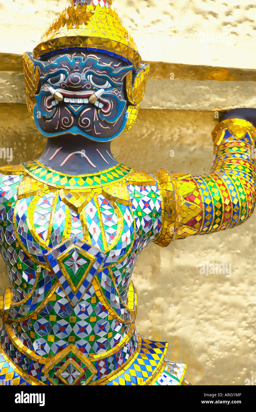 Po statue hi-res stock photography and images - Alamy
