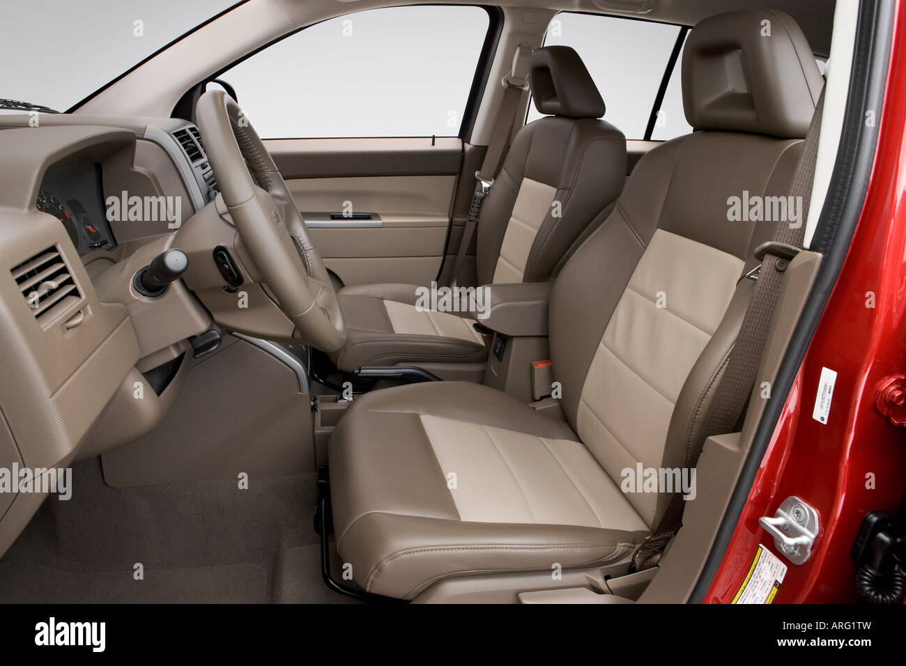 2007 Jeep Compass Limited in Red - Front seats Stock Photo - Alamy