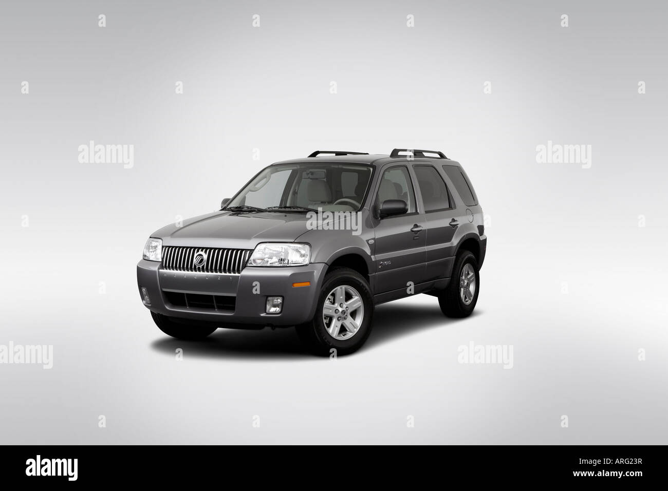 Mercury mariner hybrid hi-res stock photography and images - Alamy