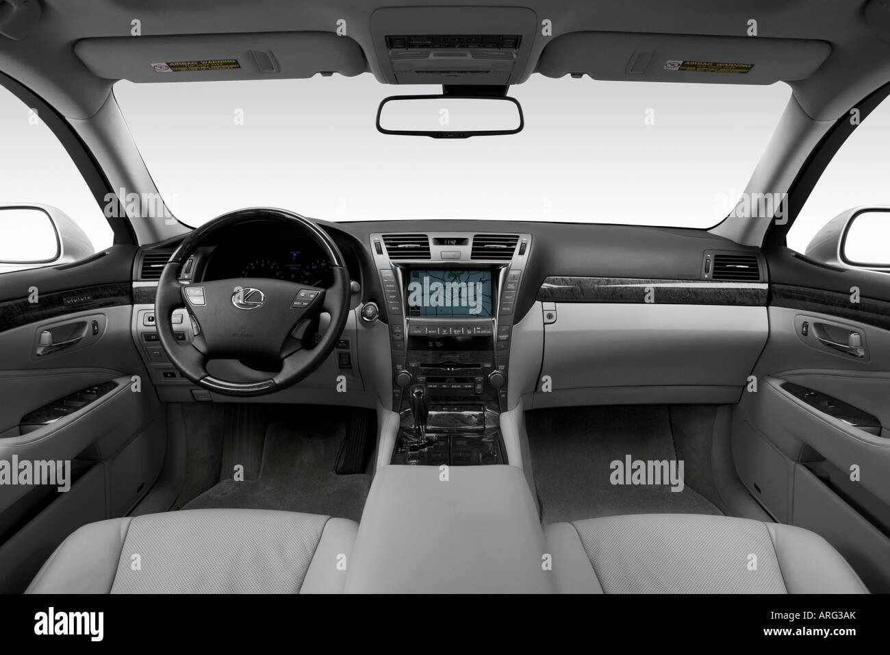 2007 Lexus LS 460 in White - Dashboard, center console, gear shifter ...