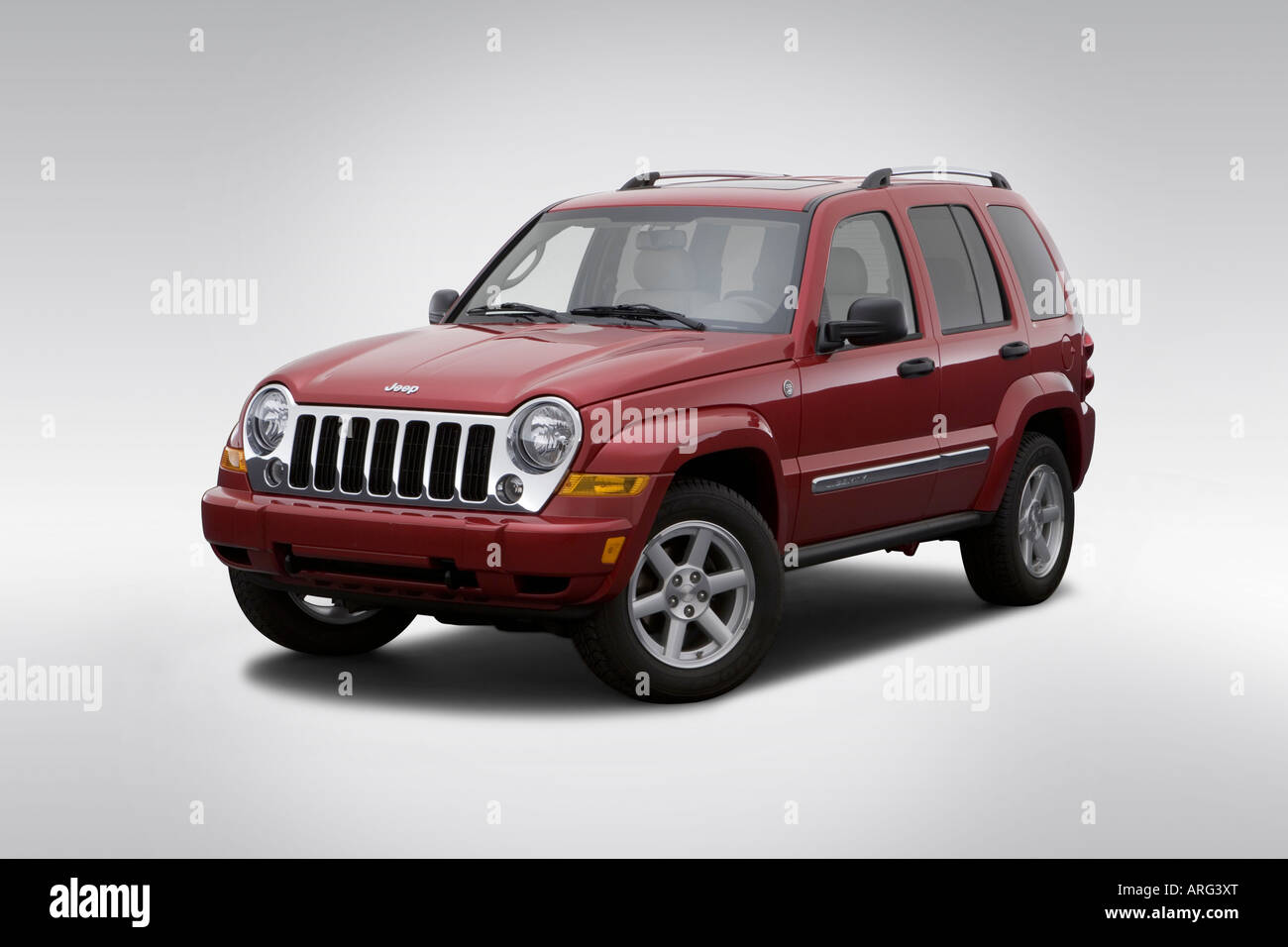 2007 Jeep Liberty Limited in Red - Front angle view Stock Photo - Alamy