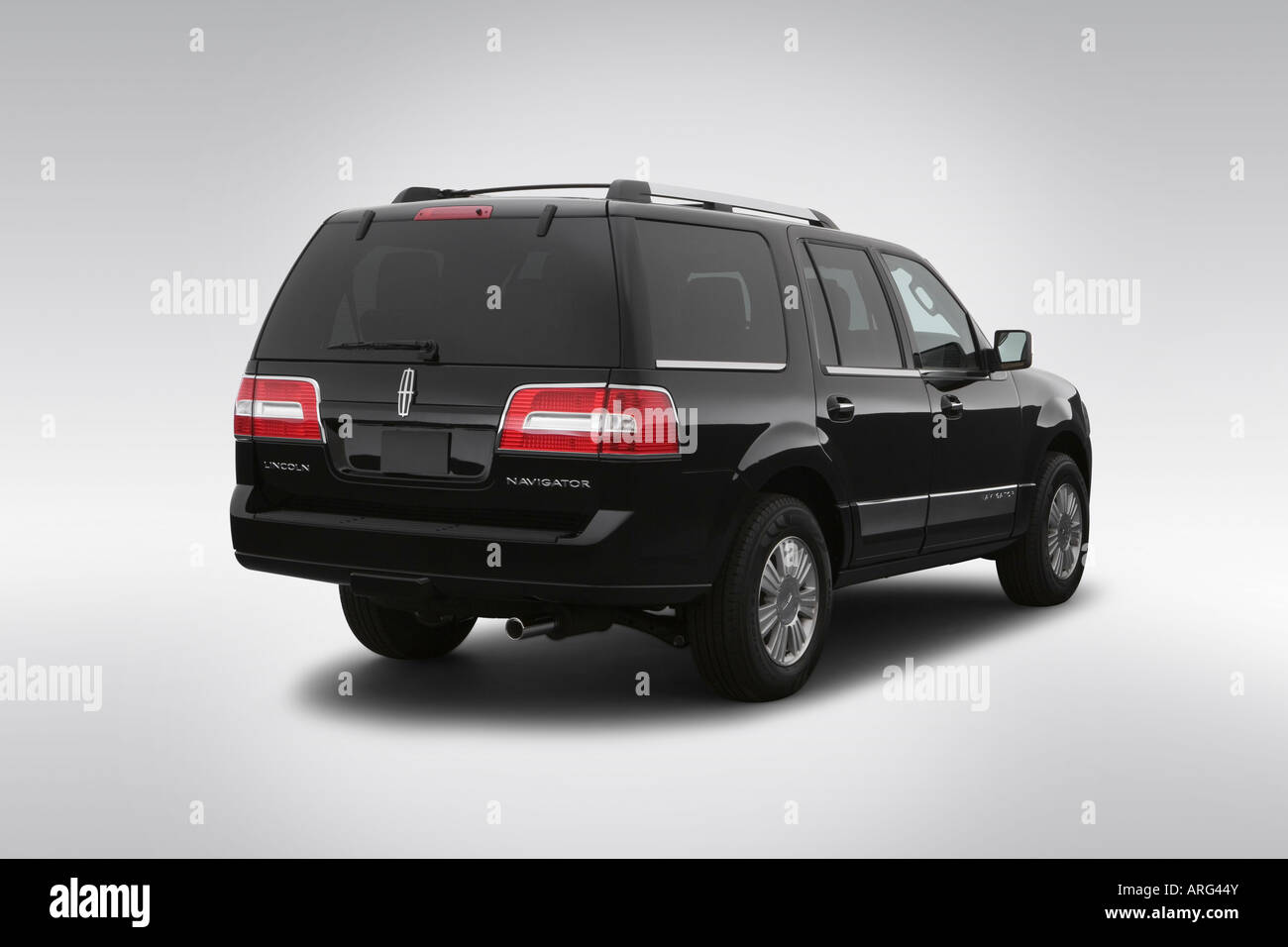 2007 Lincoln Navigator Ultimate in Black - Rear angle view Stock Photo ...