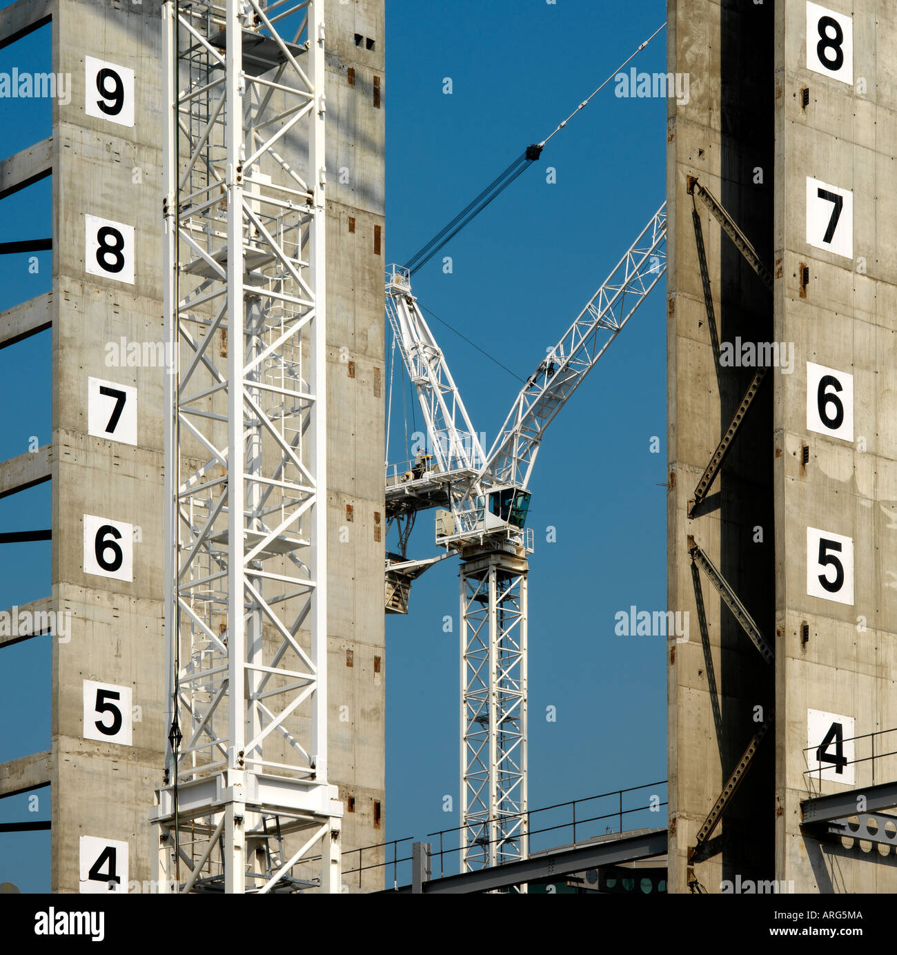 steel crane and foundation struts at construction site Stock Photo - Alamy