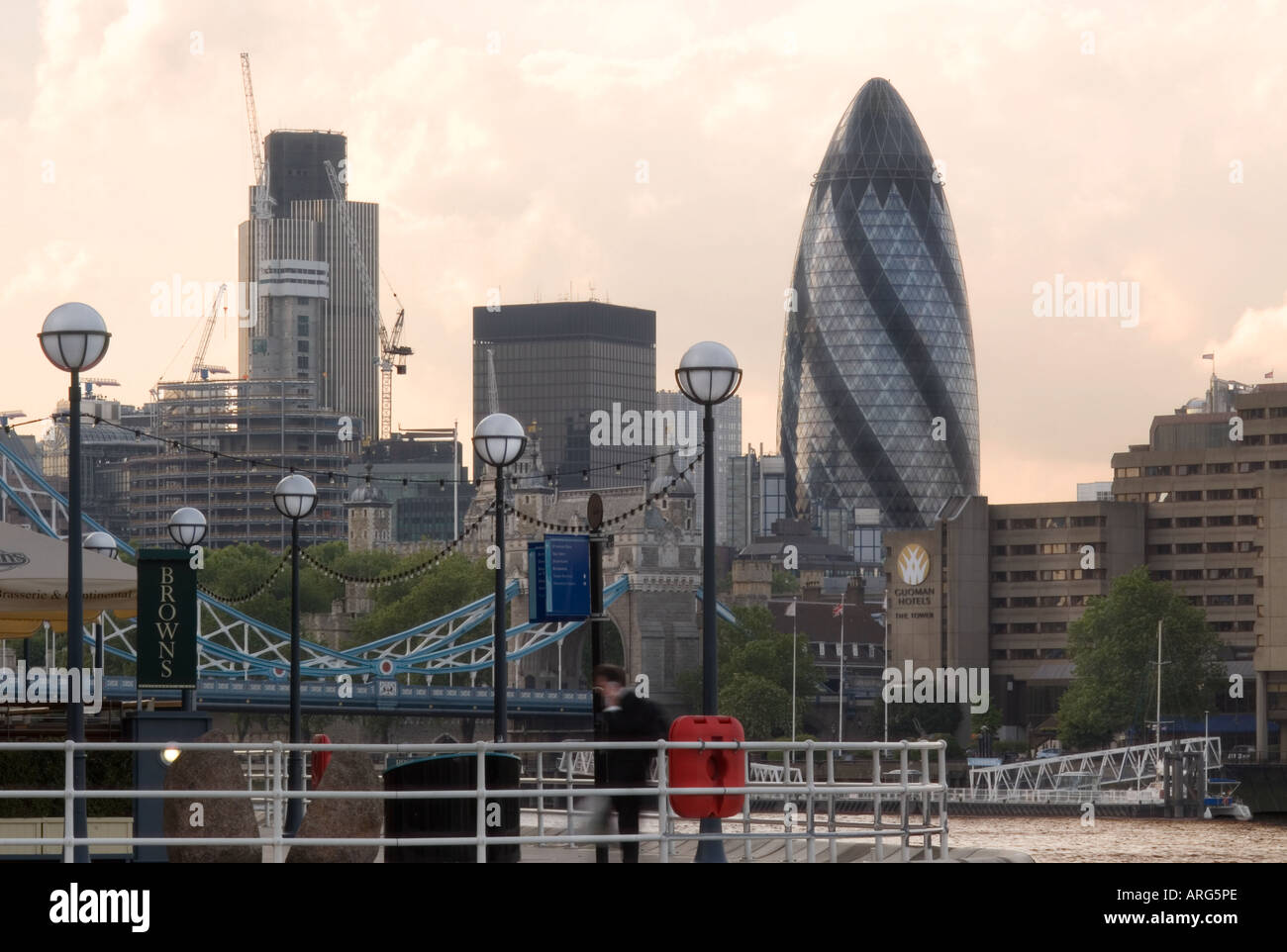 Tower 42 restaurant hi-res stock photography and images - Alamy