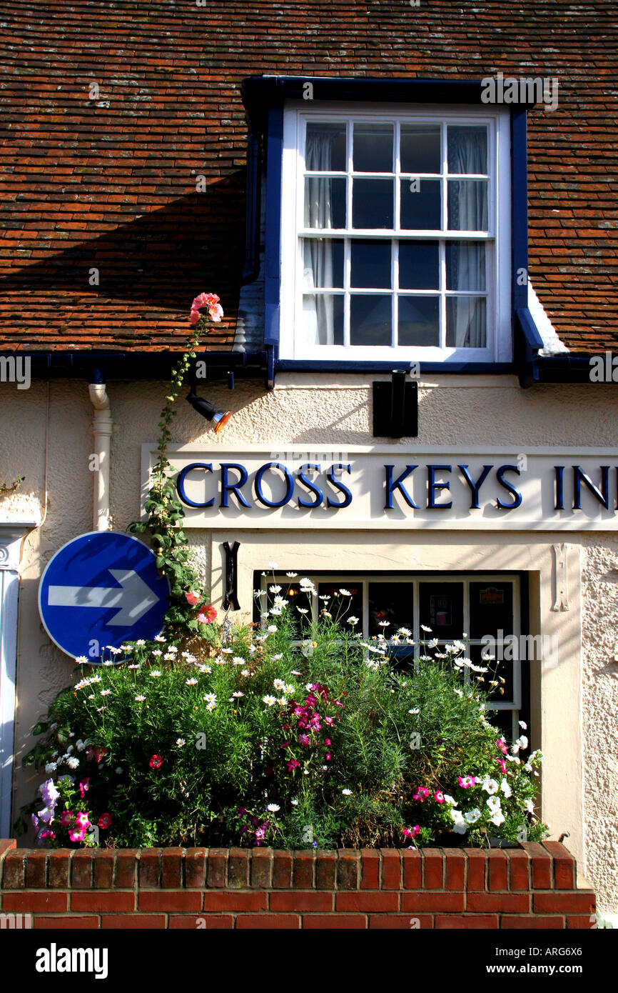 Cross keys inn hi-res stock photography and images - Alamy