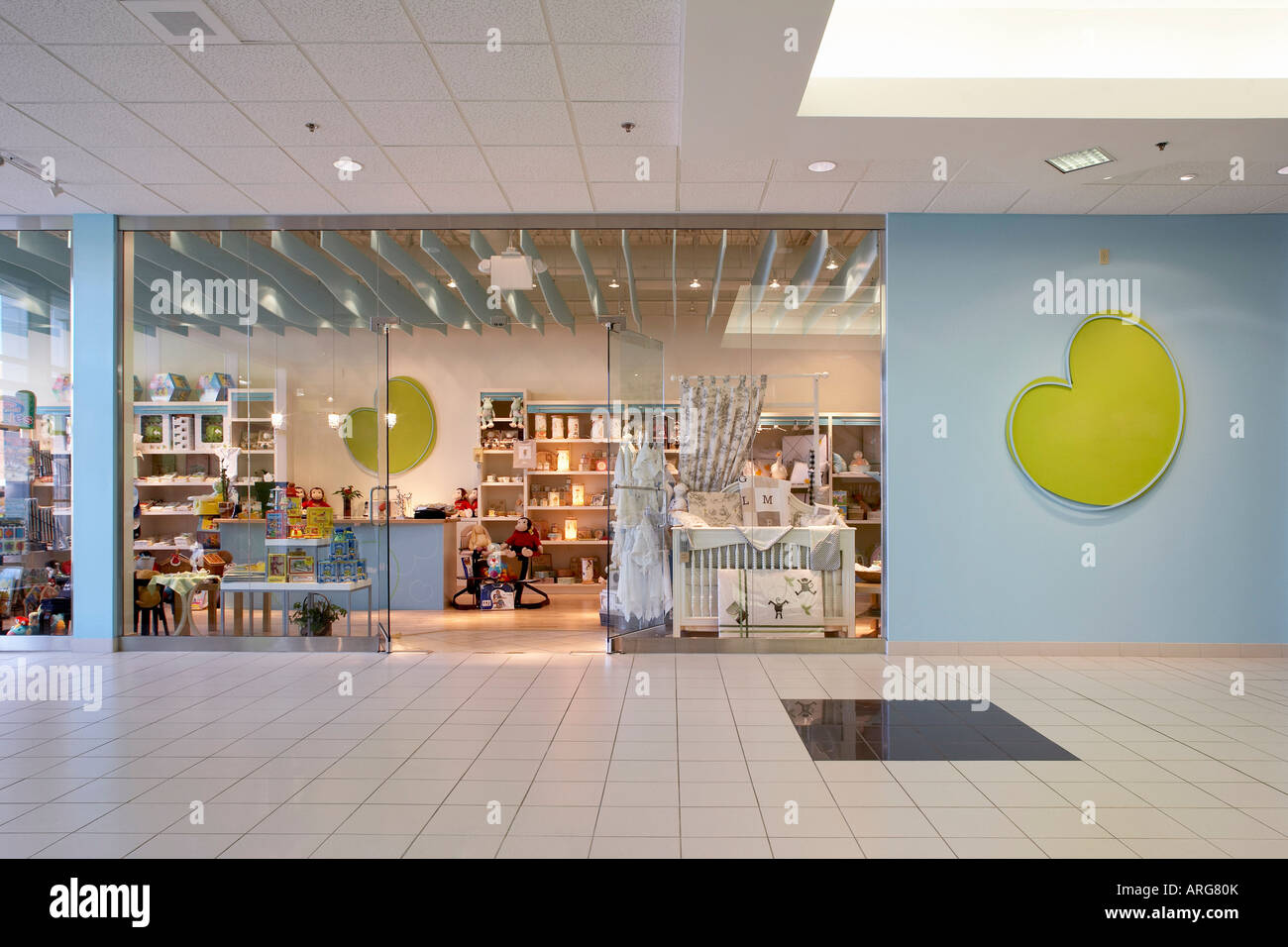 Children's Store in Mall Stock Photo - Alamy