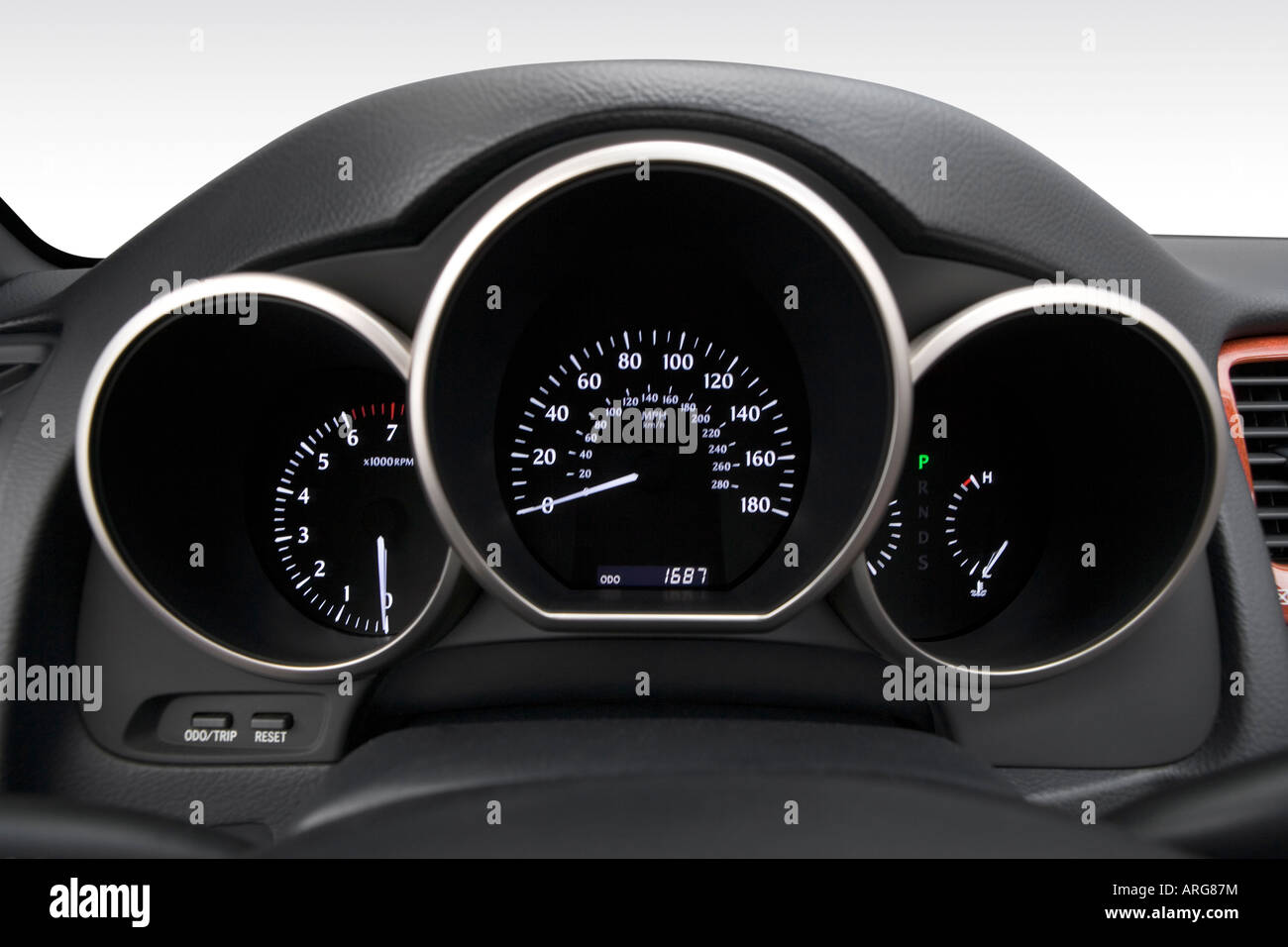 2007 Lexus SC 430 in Red - Speedometer/tachometer Stock Photo - Alamy
