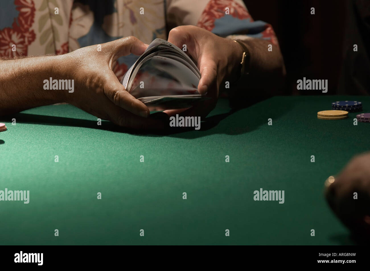 Card deck in hands hi-res stock photography and images - Alamy