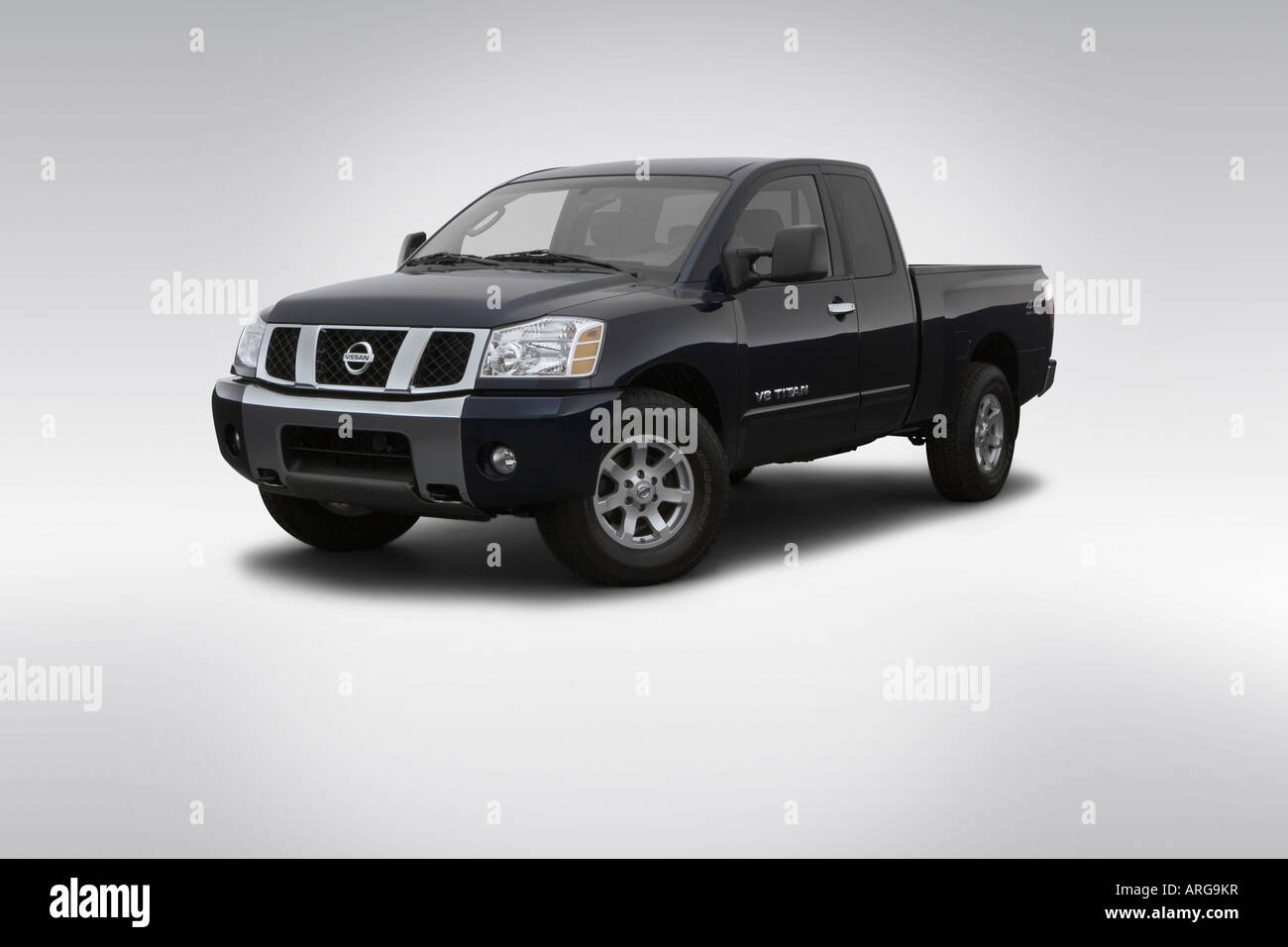 Blue nissan truck hi-res stock photography and images - Alamy