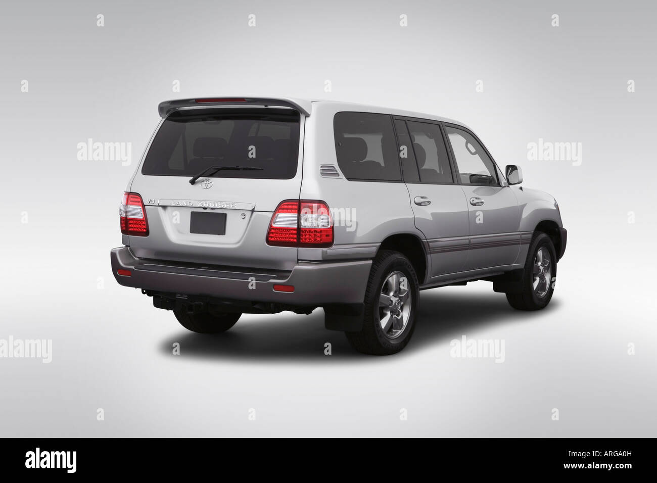 2007 Toyota Land Cruiser in Silver - Rear angle view Stock Photo - Alamy