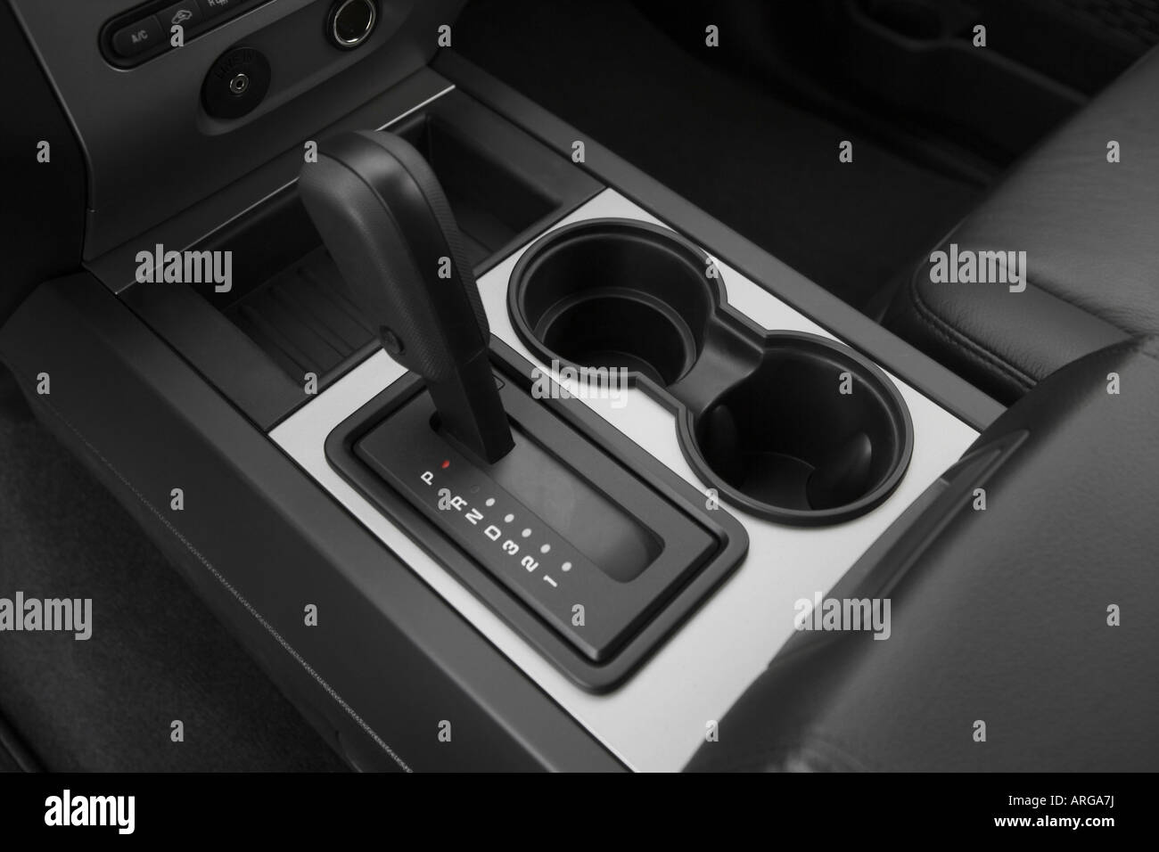 Ford expedition suv Black and White Stock Photos & Images - Alamy