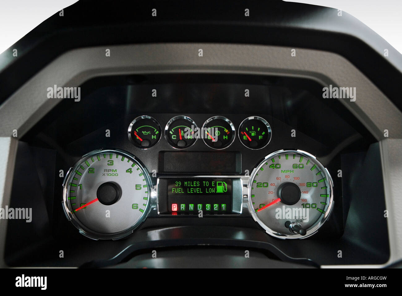 2008 Ford F-250 SD XLT in Blue - Speedometer/tachometer Stock Photo - Alamy