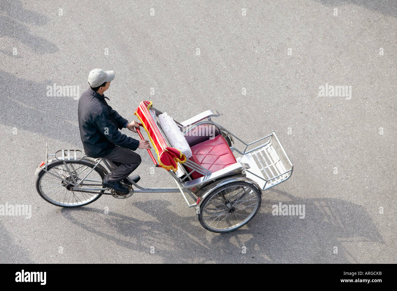 Vietnam cyclo passenger hi-res stock photography and images - Alamy