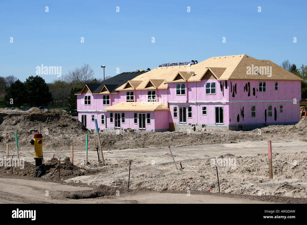 Townhouse construction hi-res stock photography and images - Alamy