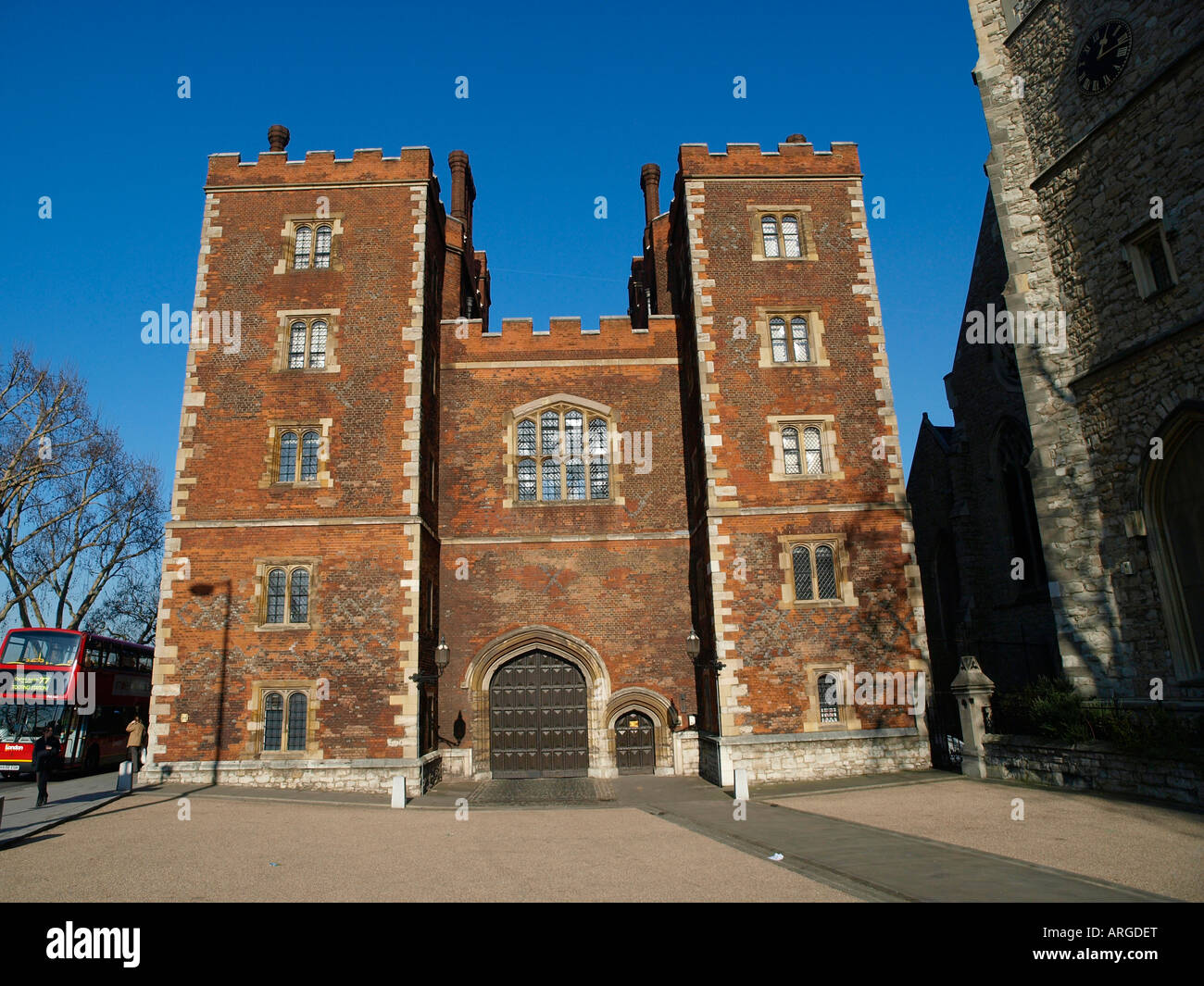 Lollards Tower gatehouse to Lambeth Palace, the official London ...