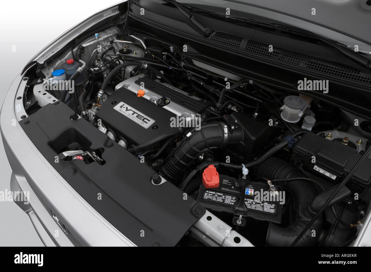 2007 Honda Element SC in Silver - Engine Stock Photo - Alamy