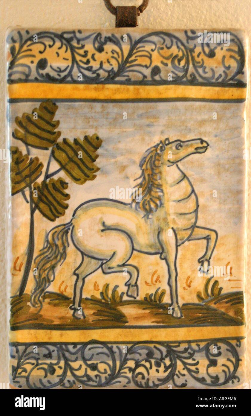 Italian ceramics hi-res stock photography and images - Alamy