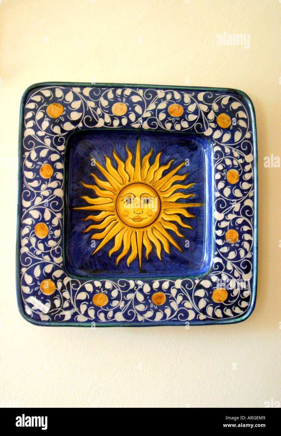 Typical example of Castelli ceramics,Abruzzo, Italy Stock Photo - Alamy