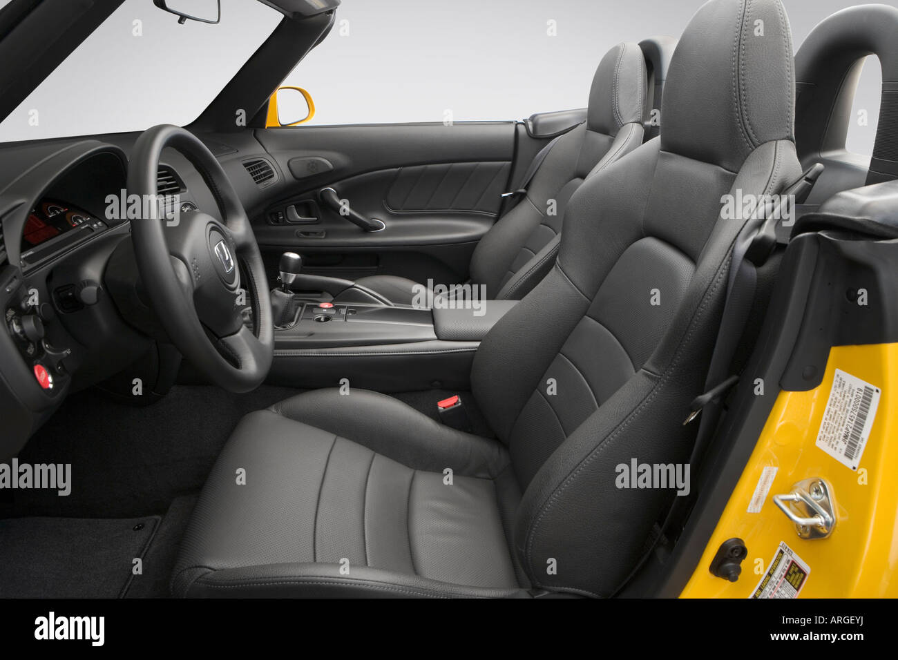 2007 Honda S2000 in Yellow - Front seats Stock Photo - Alamy