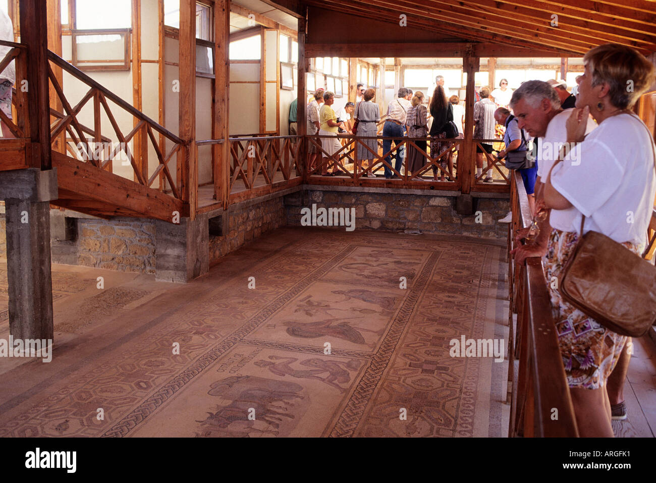 Lean closer hi-res stock photography and images - Alamy