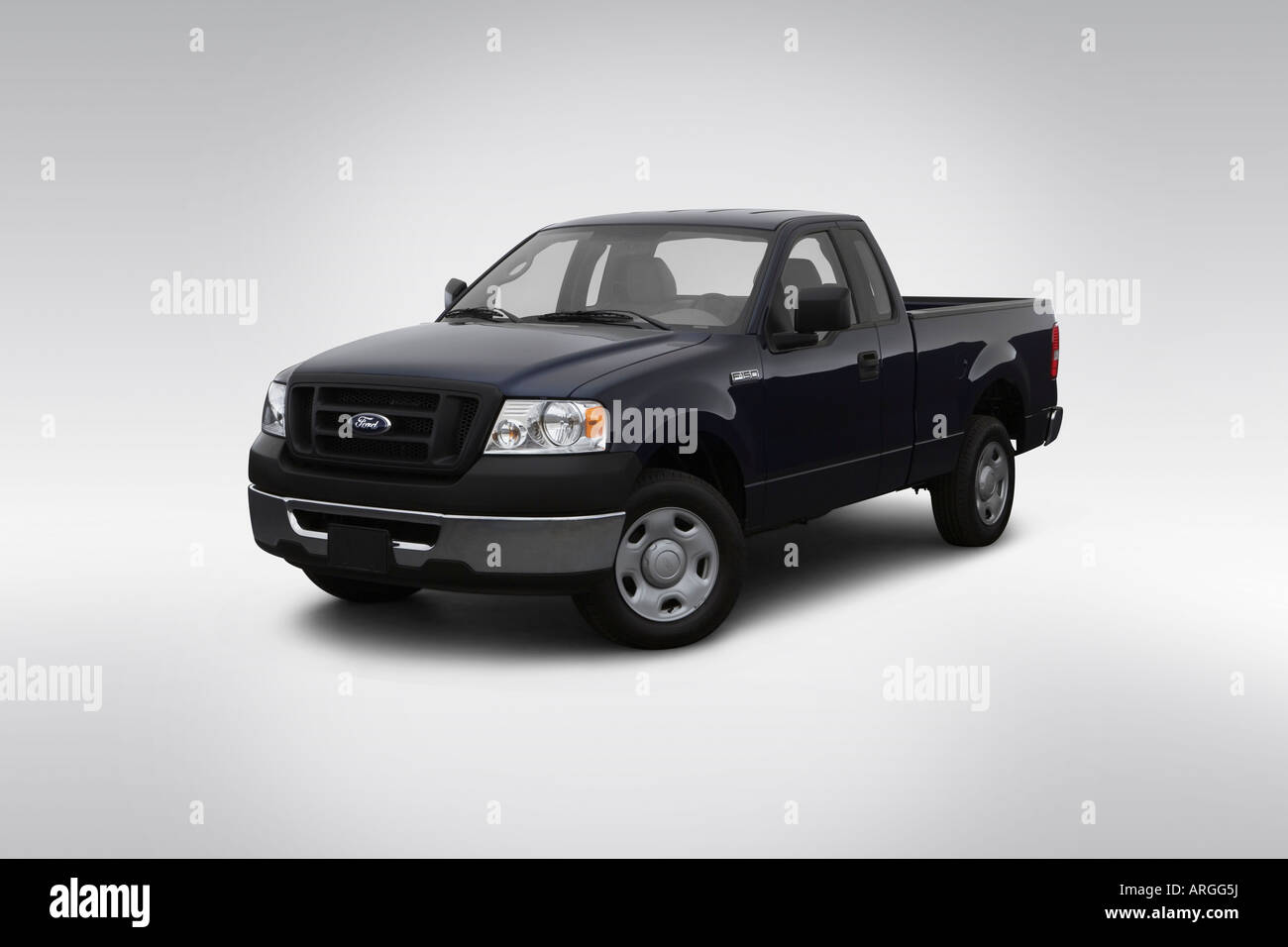 2007 Ford F-150 XL in Blue - Front angle view Stock Photo - Alamy