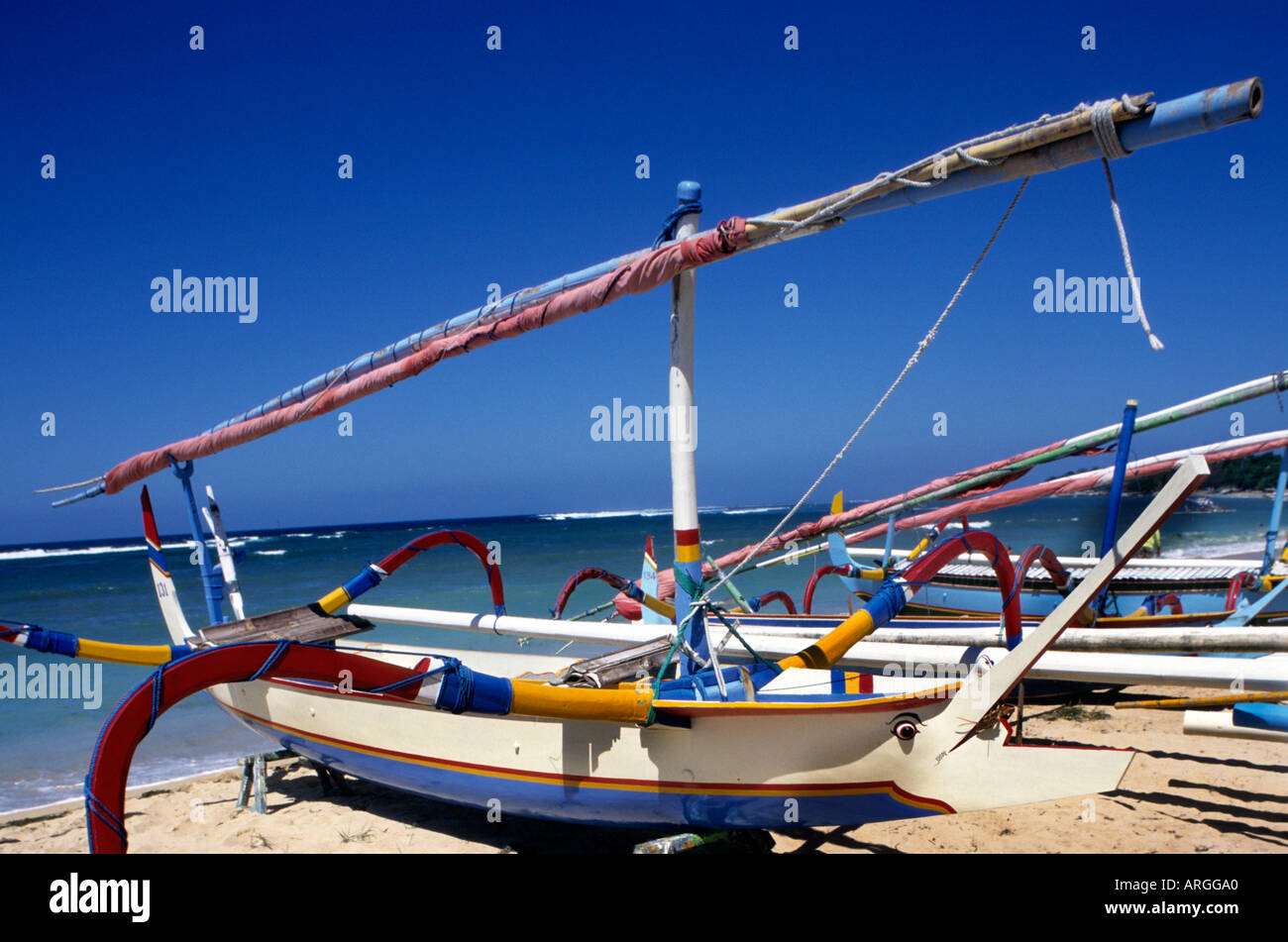 Bali Indonesia Fisherman Fish Beach Sailing Boat Stock Photo - Alamy