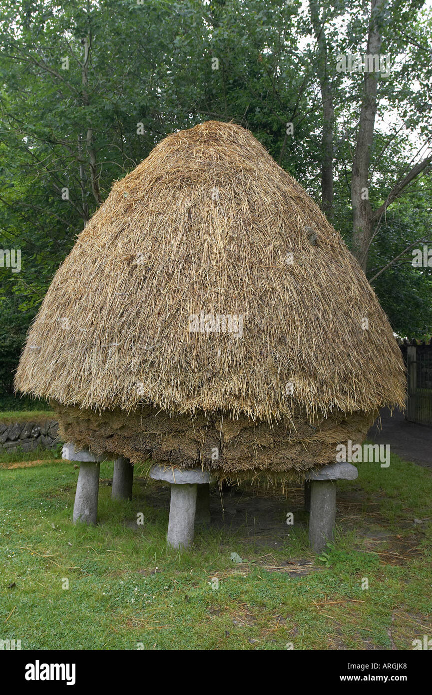 Clare stands hi-res stock photography and images - Alamy