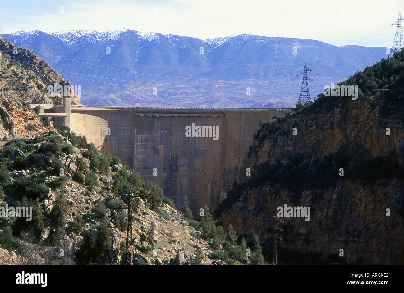 Pictorial dam hi-res stock photography and images - Alamy