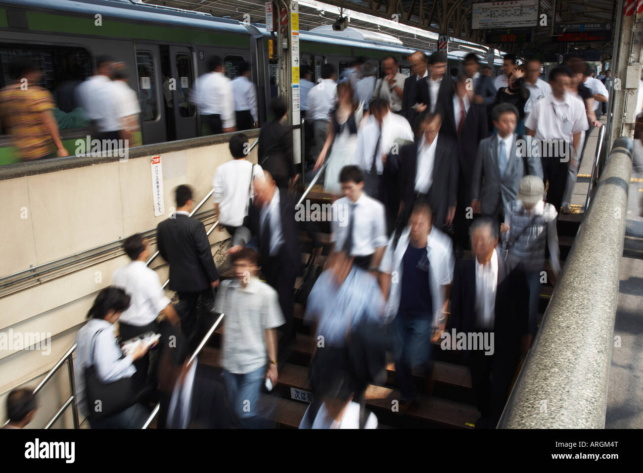 Metropolis crowd people metro hi-res stock photography and images - Alamy