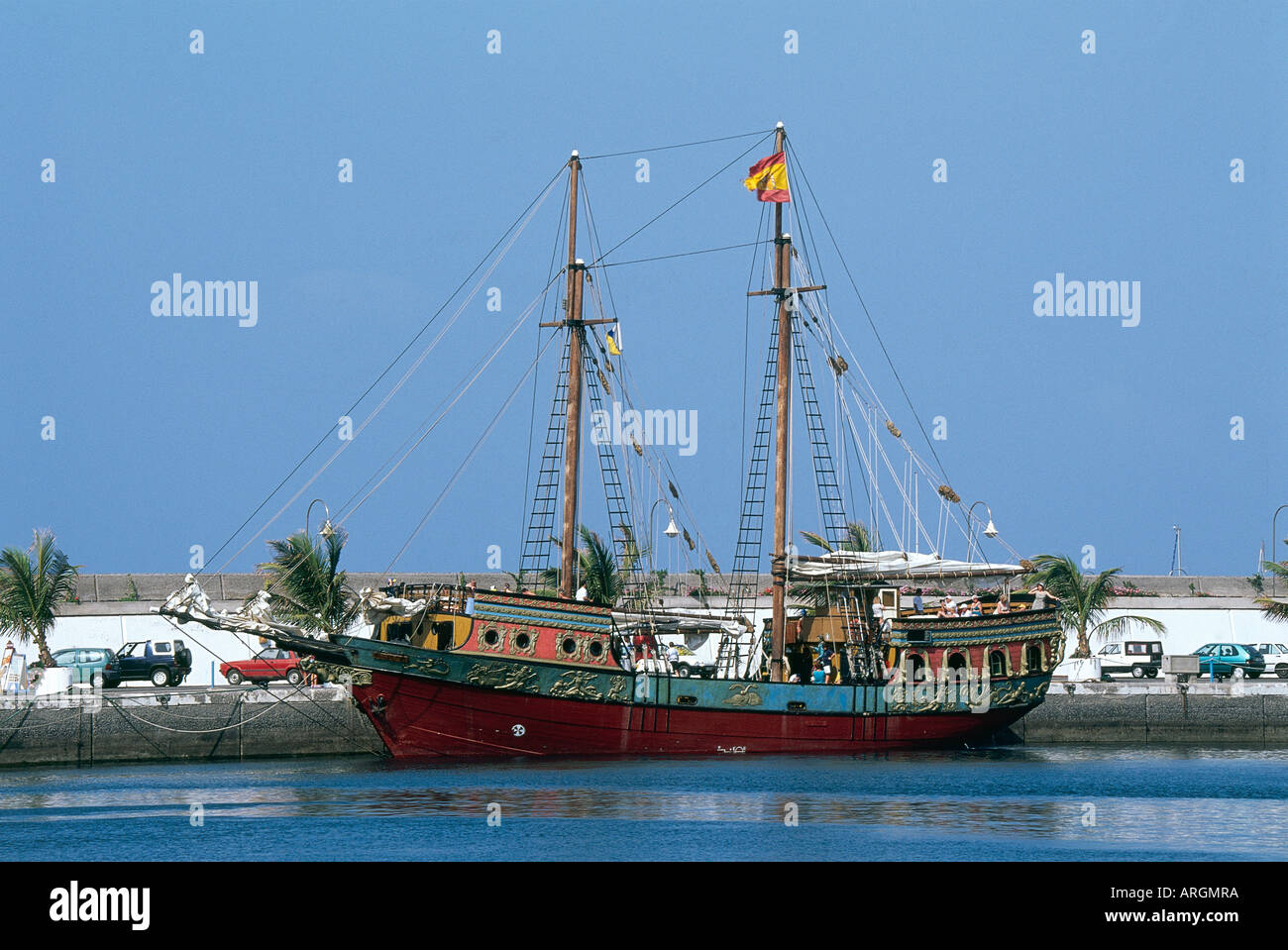 Galleon hi-res stock photography and images - Alamy