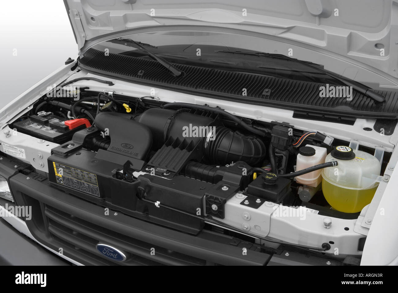 E 250 cargo hi-res stock photography and images - Alamy