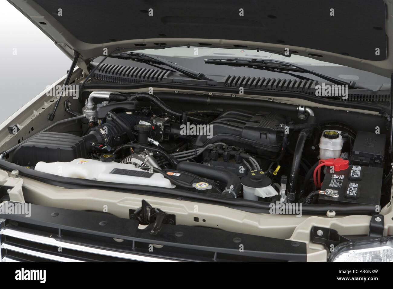 2007 Ford Explorer XLT in Gold - Engine Stock Photo - Alamy