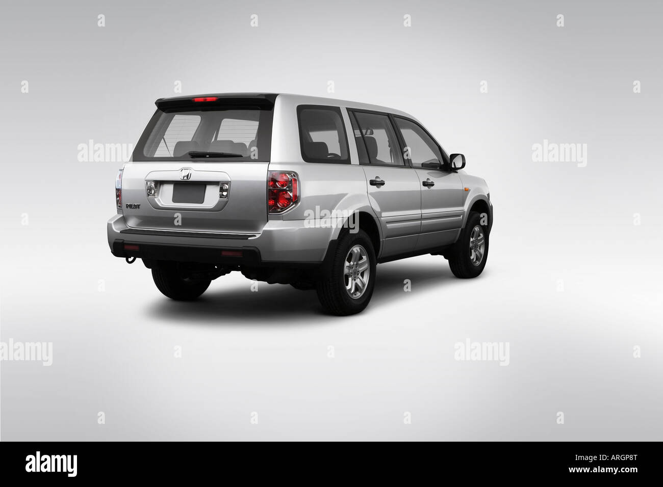 Honda pilot trunk hi-res stock photography and images - Alamy