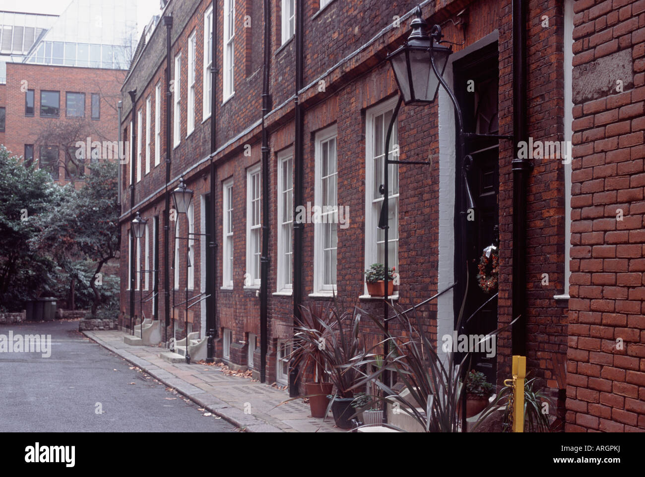 Amen Court: Very fine example of post-Great Fire architecture (built ...