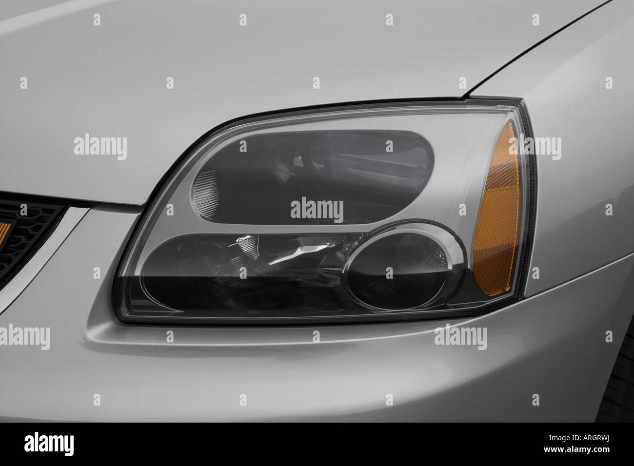 2007 Mitsubishi Galant Ralliart in Silver - Headlight Stock Photo - Alamy